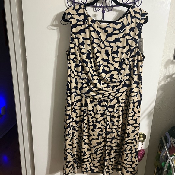 dressbarn | Dresses | 6 Dress Barn Elegant Navy Blue And Tan Dress Nwt ...